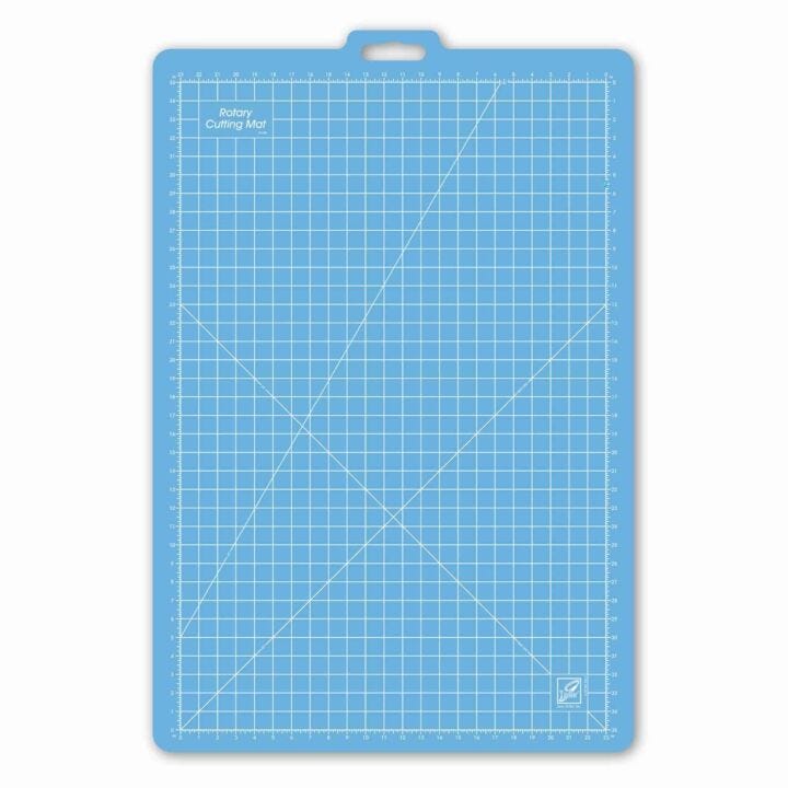 Rotary Cutting Mat - 23" x 35" - AccuQuilt