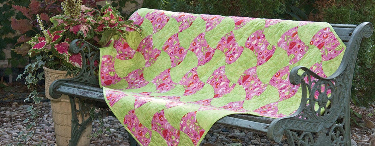 Bobbing for Apples with the Apple Core Quilt Block