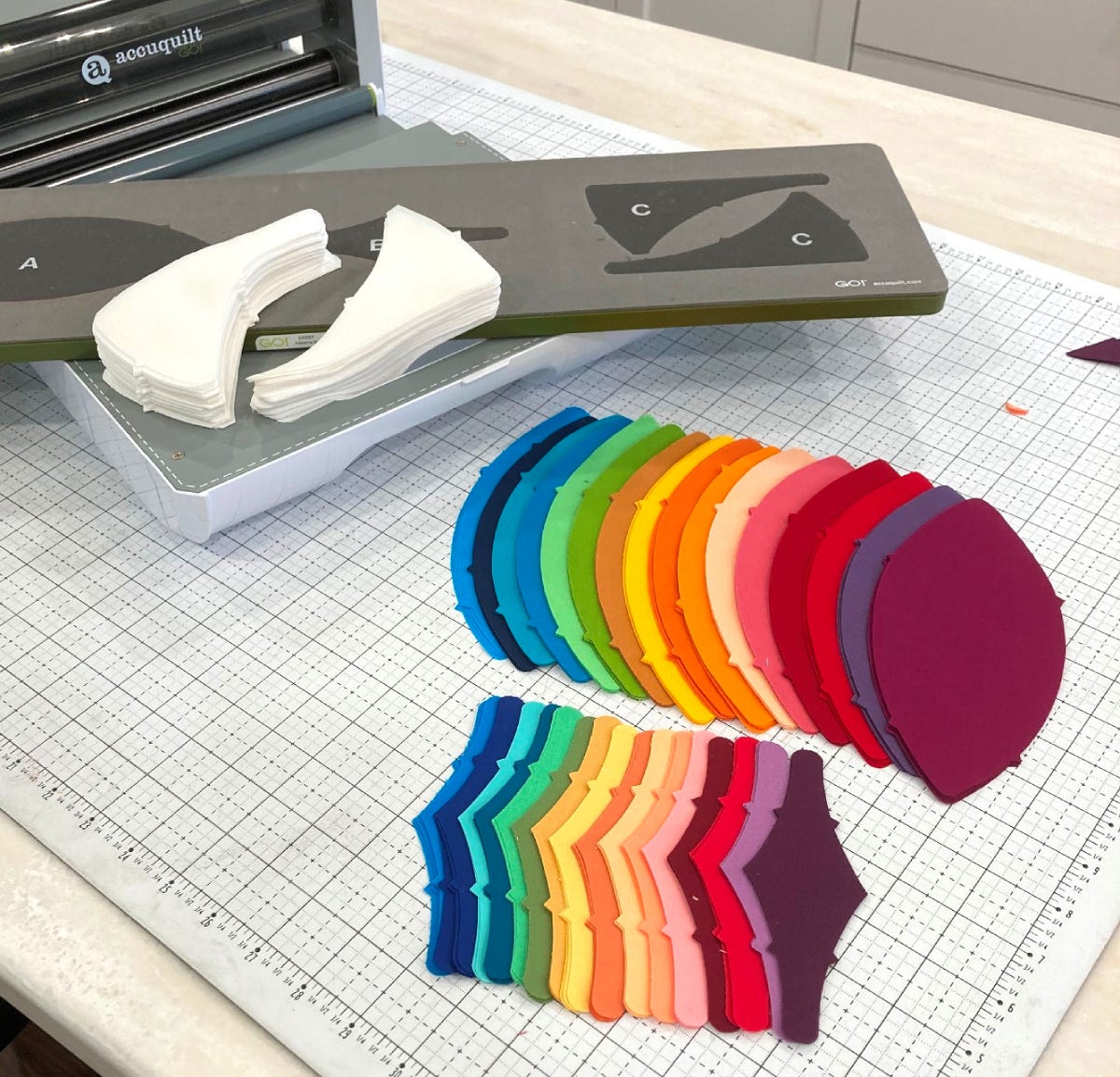 How To Create an Alabama Beauty Quilt in Rainbow Solids