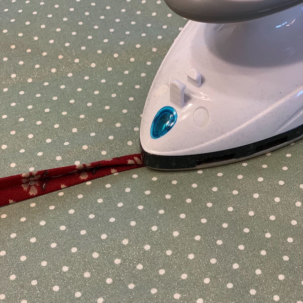 How to Make Homemade Fabric Mask Ties