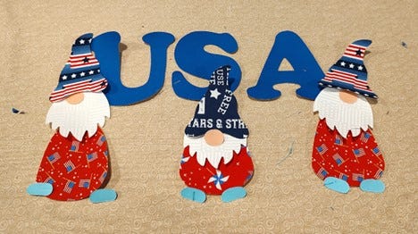 Simple Last-Minute 4th of July Project: Patriotic Gnome Pillowcase
